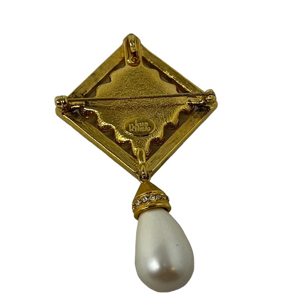 Joan Rivers | Jewelry | Vintage Joan Rivers Faux Pearl And Rhinestones ...